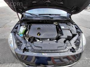 Melns Volvo V40 2014 Talsi, ar dzinēja tilpumu 1.60 L un nobraukumu 107 tūkst. km par 7200 €, foto 19 vietnē AUTOMOTO.COM.LV