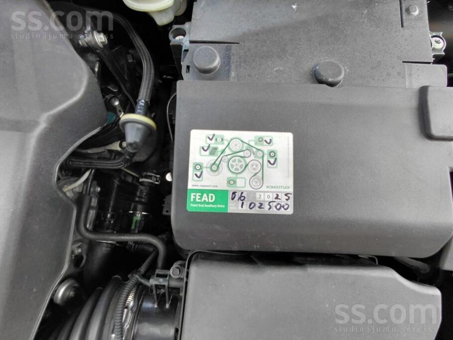 Melns Volvo V40 2014 Talsi, ar dzinēja tilpumu 1.60 L un nobraukumu 107 tūkst. km par 7200 €, foto 20 vietnē AUTOMOTO.COM.LV