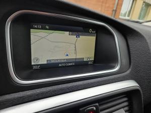 Черный Вольво В40 2014 в Екабпилс, объемом двигателя 1.60 л и пробегом 288 тыс. км за 6490 €, фото 27 на AUTOMOTO.COM.LV