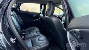 Melns Volvo V40 2015 Rīga, ar dzinēja tilpumu 2.00 L un nobraukumu 329 tūkst. km par 5500 €, foto 15 vietnē AUTOMOTO.COM.LV