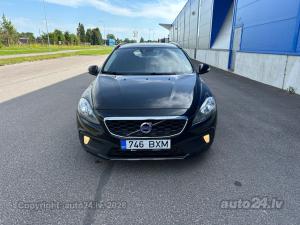 Melns Volvo V40 2015 Tallina, ar dzinēja tilpumu 2.00 L un nobraukumu 0 tūkst. km par 7900 €, foto 3 vietnē AUTOMOTO.COM.LV