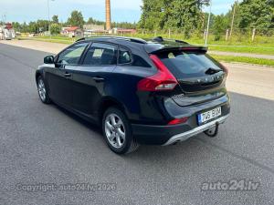 Melns Volvo V40 2015 Tallina, ar dzinēja tilpumu 2.00 L un nobraukumu 0 tūkst. km par 7900 €, foto 6 vietnē AUTOMOTO.COM.LV