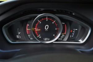 Melns Volvo V40 2019 Jelgava, ar dzinēja tilpumu 2.00 L un nobraukumu 125 tūkst. km par 13200 €, foto 11 vietnē AUTOMOTO.COM.LV