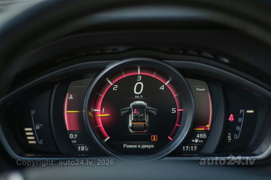 Черный Вольво В40 2020 в Таллин, объемом двигателя 2.00 л и пробегом 188 тыс. км за 16999 €, фото 8 на AUTOMOTO.COM.LV