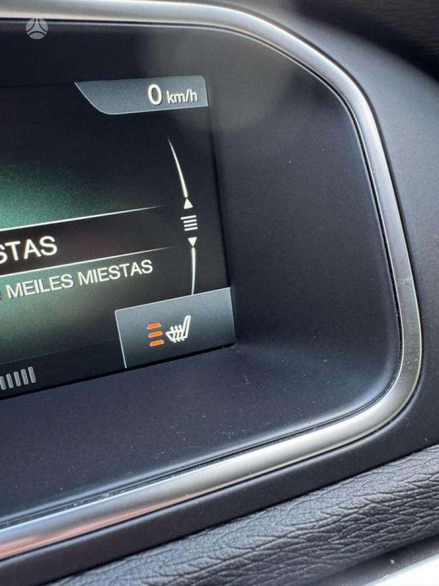 Zils Volvo V40 2017 Alīta, ar dzinēja tilpumu 2.00 L un nobraukumu 267 tūkst. km par 10400 €, foto 17 vietnē AUTOMOTO.COM.LV