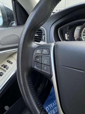 Zils Volvo V40 2017 Alīta, ar dzinēja tilpumu 2.00 L un nobraukumu 267 tūkst. km par 10400 €, foto 20 vietnē AUTOMOTO.COM.LV