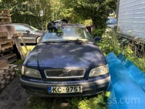 Zils Volvo V40 2003 Rīga, ar dzinēja tilpumu 1.90 L un nobraukumu 300 tūkst. km par 650 €, foto 3 vietnē AUTOMOTO.COM.LV