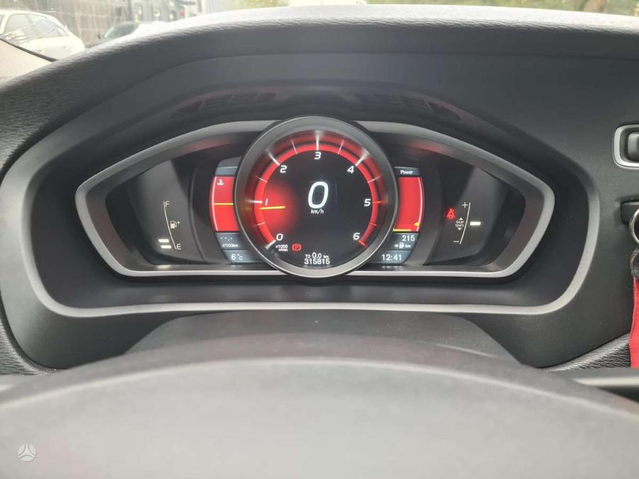 Blue Volvo V40 2012 in Vilnius, with an engine capacity of 1.56 L and mileage of 316 thousand km for 5250 €, photo 21 on AUTOMOTO.COM.LV