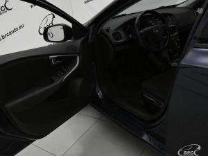 Zils Volvo V40 2012 Viļņa, ar dzinēja tilpumu 1.56 L un nobraukumu 237 tūkst. km par 4700 €, foto 19 vietnē AUTOMOTO.COM.LV