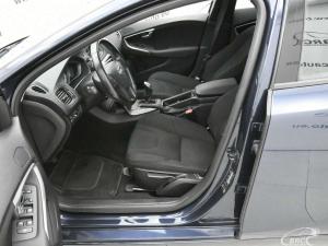 Zils Volvo V40 2012 Viļņa, ar dzinēja tilpumu 1.56 L un nobraukumu 237 tūkst. km par 4700 €, foto 21 vietnē AUTOMOTO.COM.LV