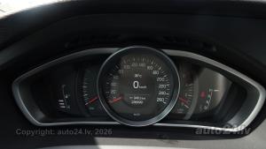 Zils Volvo V40 2012 Tartu, ar dzinēja tilpumu 2.00 L un nobraukumu 237 tūkst. km par 8590 €, foto 16 vietnē AUTOMOTO.COM.LV