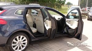 Zils Volvo V40 2012 Tartu, ar dzinēja tilpumu 2.00 L un nobraukumu 237 tūkst. km par 8590 €, foto 18 vietnē AUTOMOTO.COM.LV