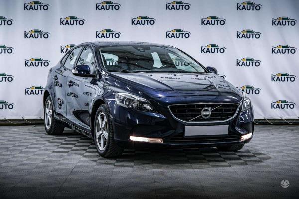 Zils Volvo V40 2012 Kauņa, ar dzinēja tilpumu 1.60 L un nobraukumu 269 tūkst. km par 4800 €, foto 2 vietnē AUTOMOTO.COM.LV