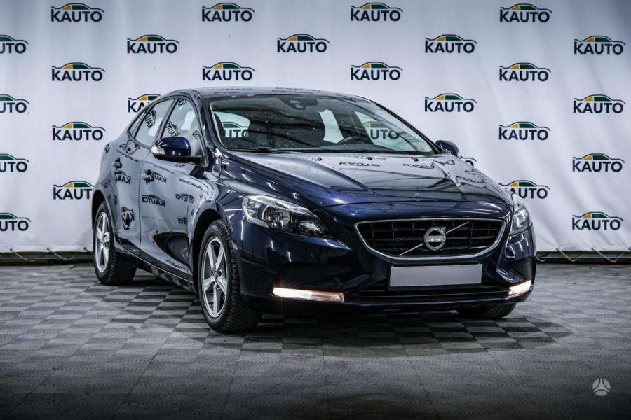 Blue Volvo V40 2012 in Kaunas, with an engine capacity of 1.60 L and mileage of 269 thousand km for 4800 €, photo 3 on AUTOMOTO.COM.LV