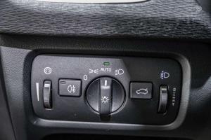 Blue Volvo V40 2012 in Kaunas, with an engine capacity of 1.60 L and mileage of 269 thousand km for 4800 €, photo 14 on AUTOMOTO.COM.LV
