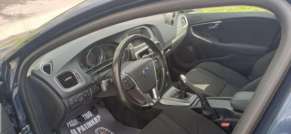 Zils Volvo V40 2012 Kauņa, ar dzinēja tilpumu 1.56 L un nobraukumu 232 tūkst. km par 4750 €, foto 8 vietnē AUTOMOTO.COM.LV