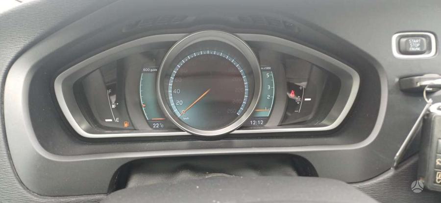 Blue Volvo V40 2012 in Kaunas, with an engine capacity of 1.56 L and mileage of 232 thousand km for 4750 €, photo 12 on AUTOMOTO.COM.LV