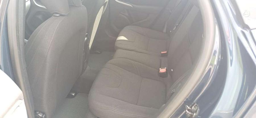 Blue Volvo V40 2012 in Kaunas, with an engine capacity of 1.56 L and mileage of 232 thousand km for 4750 €, photo 14 on AUTOMOTO.COM.LV