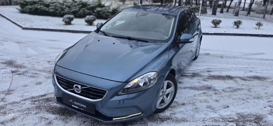 Zils Volvo V40 2013 Kazlų Rūda, ar dzinēja tilpumu 1.56 L un nobraukumu 284 tūkst. km par 5200 €, foto 3 vietnē AUTOMOTO.COM.LV