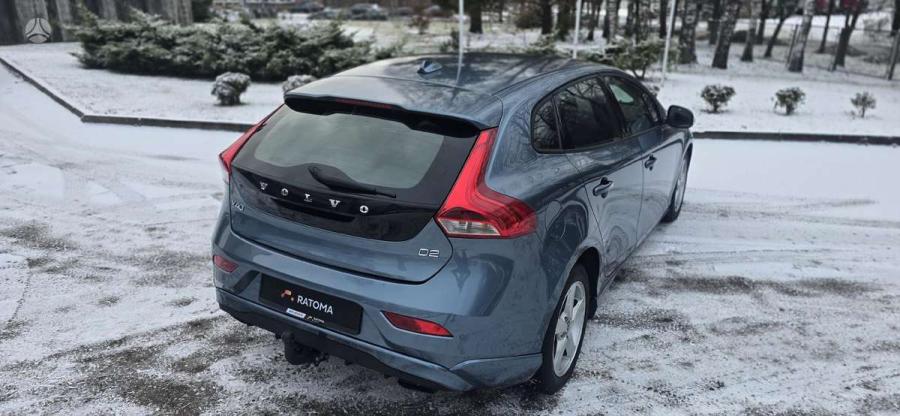 Zils Volvo V40 2013 Kazlų Rūda, ar dzinēja tilpumu 1.56 L un nobraukumu 284 tūkst. km par 5200 €, foto 8 vietnē AUTOMOTO.COM.LV