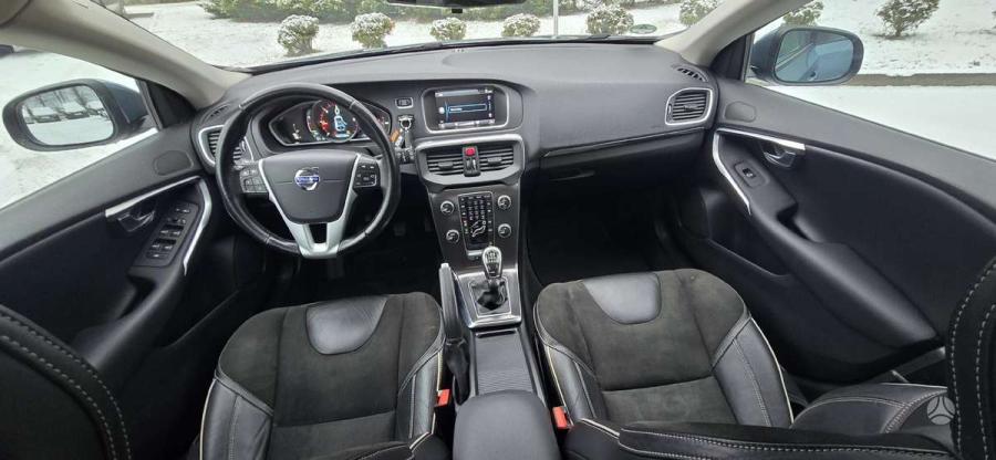 Zils Volvo V40 2013 Kazlų Rūda, ar dzinēja tilpumu 1.56 L un nobraukumu 284 tūkst. km par 5200 €, foto 23 vietnē AUTOMOTO.COM.LV