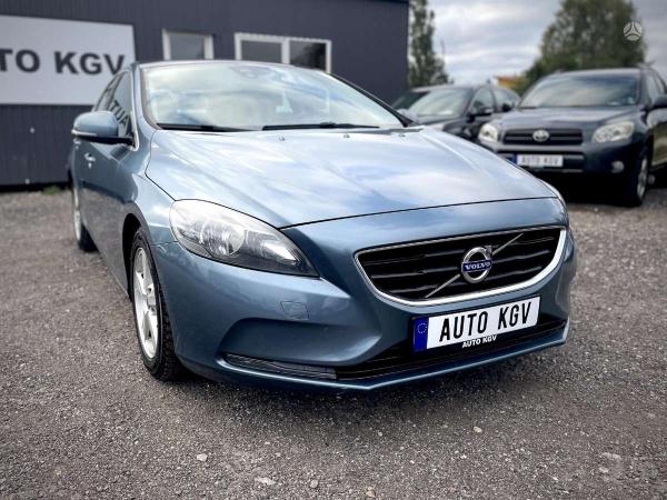Zils Volvo V40 2013 Viļņa, ar dzinēja tilpumu 1.60 L un nobraukumu 297 tūkst. km par 6799 €, foto 8 vietnē AUTOMOTO.COM.LV