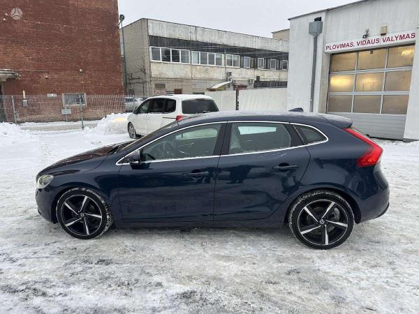 Zils Volvo V40 2013 Kauņa, ar dzinēja tilpumu 1.56 L un nobraukumu 216 tūkst. km par 5450 €, foto 7 vietnē AUTOMOTO.COM.LV