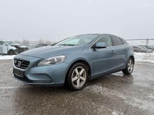 Zils Volvo V40 2013 Marijampole, ar dzinēja tilpumu 1.56 L un nobraukumu 269 tūkst. km par 4650 €, foto  vietnē AUTOMOTO.COM.LV