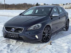 Blue Volvo V40 2013 in Vilnius, with an engine capacity of 1.56 L and mileage of 247 thousand km for 6200 €, photo 2 on AUTOMOTO.COM.LV