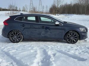 Blue Volvo V40 2013 in Vilnius, with an engine capacity of 1.56 L and mileage of 247 thousand km for 6200 €, photo 6 on AUTOMOTO.COM.LV