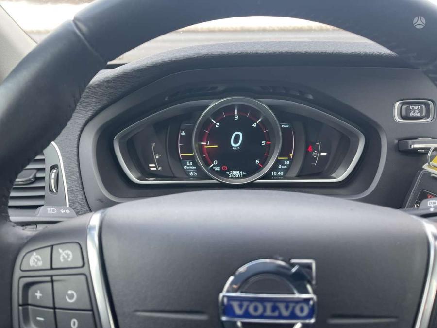 Blue Volvo V40 2013 in Kaunas, with an engine capacity of 1.56 L and mileage of 246 thousand km for 4750 €, photo 19 on AUTOMOTO.COM.LV