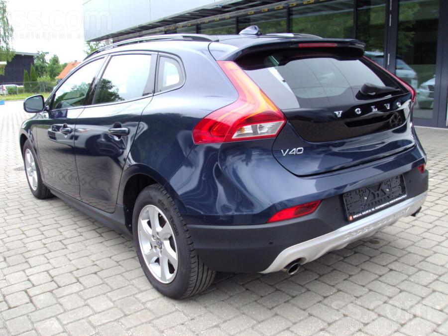 Zils Volvo V40 2013 Rīga, ar dzinēja tilpumu 1.60 L un nobraukumu 157 tūkst. km par 9900 €, foto 5 vietnē AUTOMOTO.COM.LV