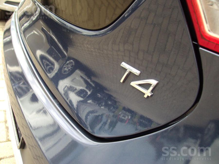 Zils Volvo V40 2013 Rīga, ar dzinēja tilpumu 1.60 L un nobraukumu 157 tūkst. km par 9900 €, foto 15 vietnē AUTOMOTO.COM.LV