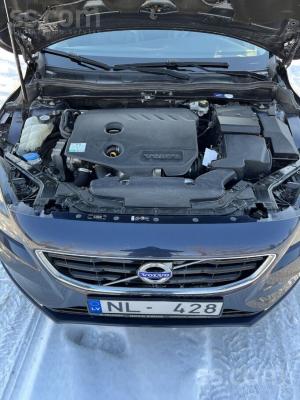 Zils Volvo V40 2013 Rīga, ar dzinēja tilpumu 1.60 L un nobraukumu 361 tūkst. km par 5650 €, foto 16 vietnē AUTOMOTO.COM.LV