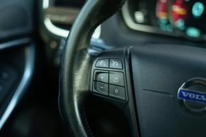 Zils Volvo V40 2013 Liepāja, ar dzinēja tilpumu 1.60 L un nobraukumu 269 tūkst. km par 8050 €, foto 16 vietnē AUTOMOTO.COM.LV