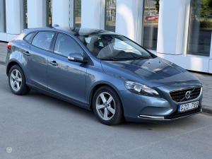Blue Volvo V40 2013 in Vilnius, with an engine capacity of 1.60 L and mileage of 116 thousand km for 6000 €, photo 7 on AUTOMOTO.COM.LV