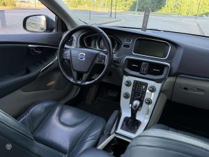 Blue Volvo V40 2013 in Vilnius, with an engine capacity of 1.60 L and mileage of 116 thousand km for 6000 €, photo 17 on AUTOMOTO.COM.LV