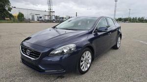 Blue Volvo V40 2013 in Marijampole, with an engine capacity of 1.56 L and mileage of 262 thousand km for 4850 €, photo  on AUTOMOTO.COM.LV