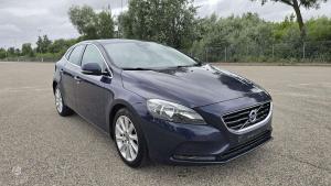 Blue Volvo V40 2013 in Marijampole, with an engine capacity of 1.56 L and mileage of 262 thousand km for 4850 €, photo 3 on AUTOMOTO.COM.LV