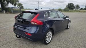 Blue Volvo V40 2013 in Marijampole, with an engine capacity of 1.56 L and mileage of 262 thousand km for 4850 €, photo 5 on AUTOMOTO.COM.LV