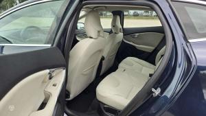 Blue Volvo V40 2013 in Marijampole, with an engine capacity of 1.56 L and mileage of 262 thousand km for 4850 €, photo 19 on AUTOMOTO.COM.LV