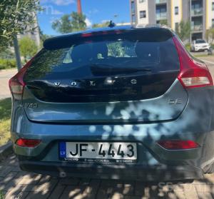 Zils Volvo V40 2013 Rīga, ar dzinēja tilpumu 1.60 L un nobraukumu 152 tūkst. km par 7900 €, foto 5 vietnē AUTOMOTO.COM.LV