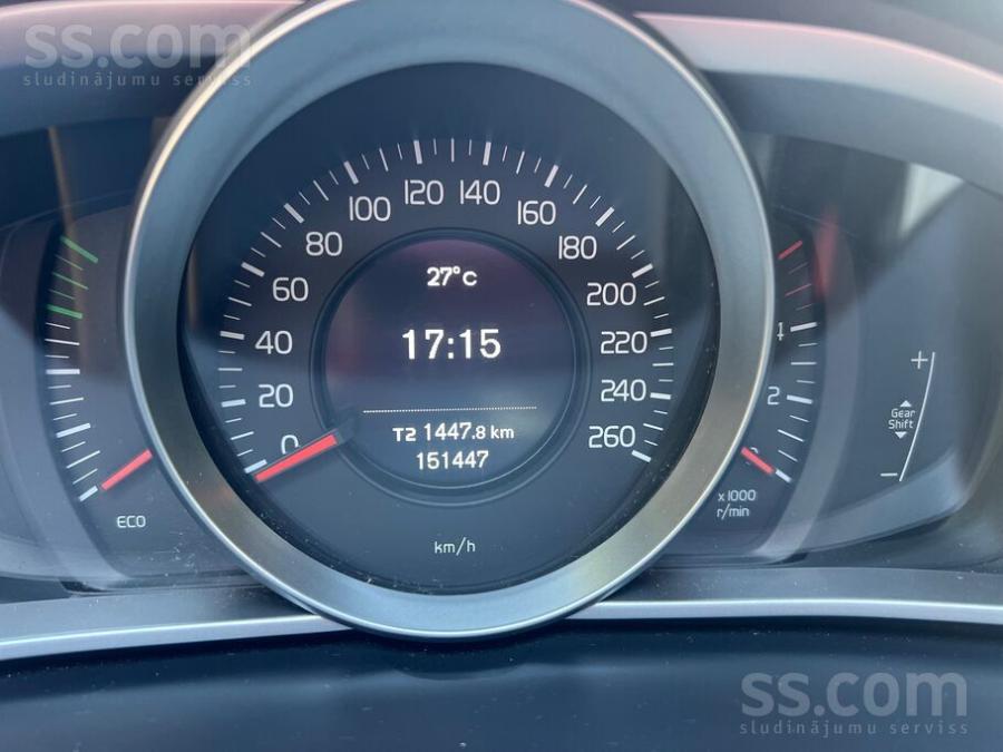 Zils Volvo V40 2013 Rīga, ar dzinēja tilpumu 1.60 L un nobraukumu 152 tūkst. km par 7900 €, foto 8 vietnē AUTOMOTO.COM.LV