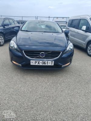 Blue Volvo V40 2013 in Kaunas, with an engine capacity of 1.60 L and mileage of 292 thousand km for 5399 €, photo 3 on AUTOMOTO.COM.LV