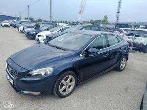 Blue Volvo V40 2013 in Kaunas, with an engine capacity of 1.60 L and mileage of 292 thousand km for 5399 €, photo 5 on AUTOMOTO.COM.LV