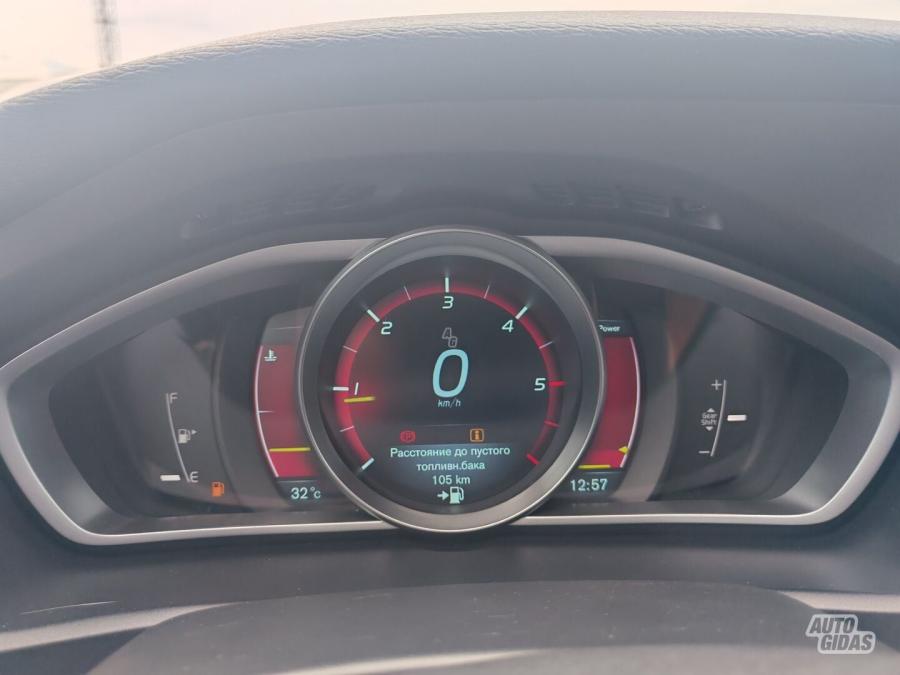 Blue Volvo V40 2013 in Kaunas, with an engine capacity of 1.60 L and mileage of 292 thousand km for 5399 €, photo 12 on AUTOMOTO.COM.LV