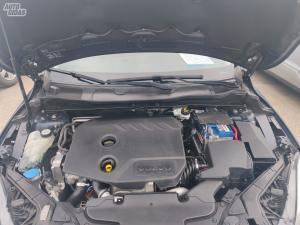Blue Volvo V40 2013 in Kaunas, with an engine capacity of 1.60 L and mileage of 292 thousand km for 5399 €, photo 23 on AUTOMOTO.COM.LV