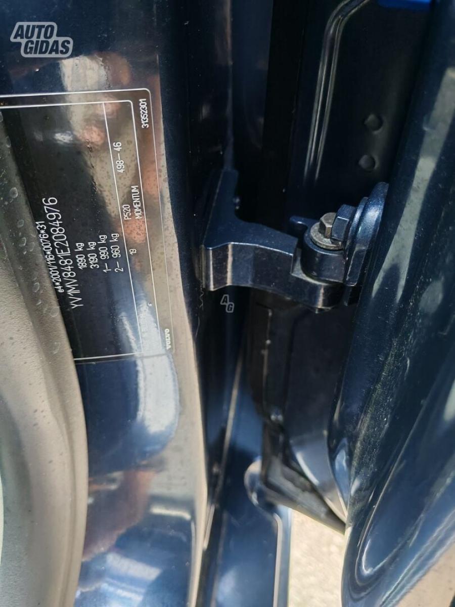 Blue Volvo V40 2013 in Kaunas, with an engine capacity of 1.60 L and mileage of 292 thousand km for 5399 €, photo 26 on AUTOMOTO.COM.LV