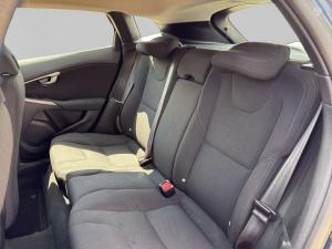 Zils Volvo V40 2013 Viļņa, ar dzinēja tilpumu 1.60 L un nobraukumu 279 tūkst. km par 4490 €, foto 14 vietnē AUTOMOTO.COM.LV