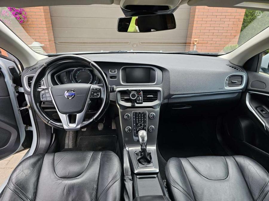 Синий Вольво В40 2013 в Каунас, объемом двигателя 1.56 л и пробегом 311 тыс. км за 5999 €, фото 12 на AUTOMOTO.COM.LV
